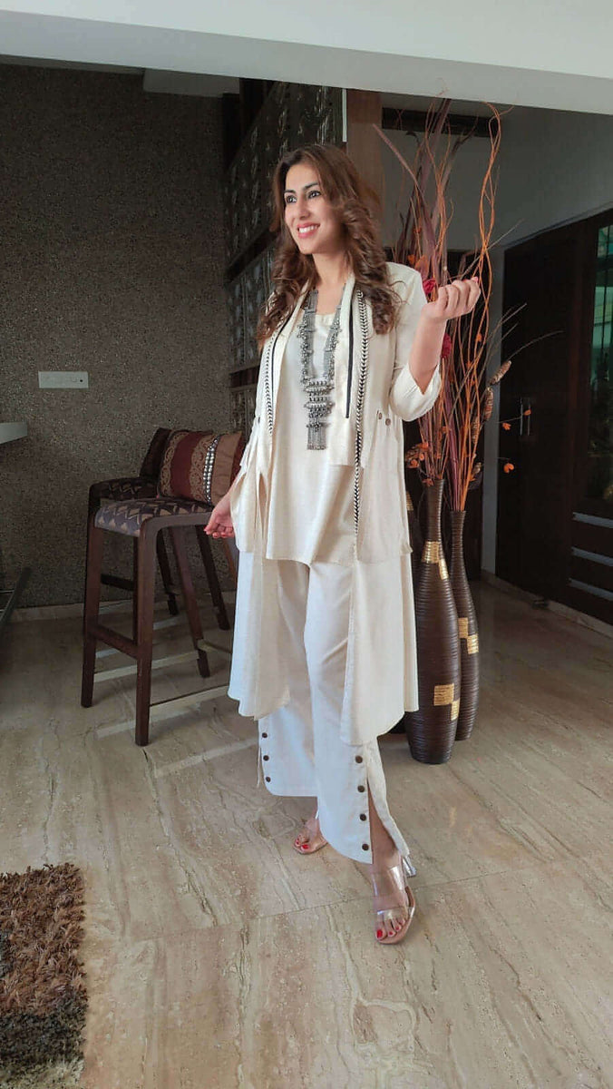 Off White Three Piece Shell Co ord Set – Label DC